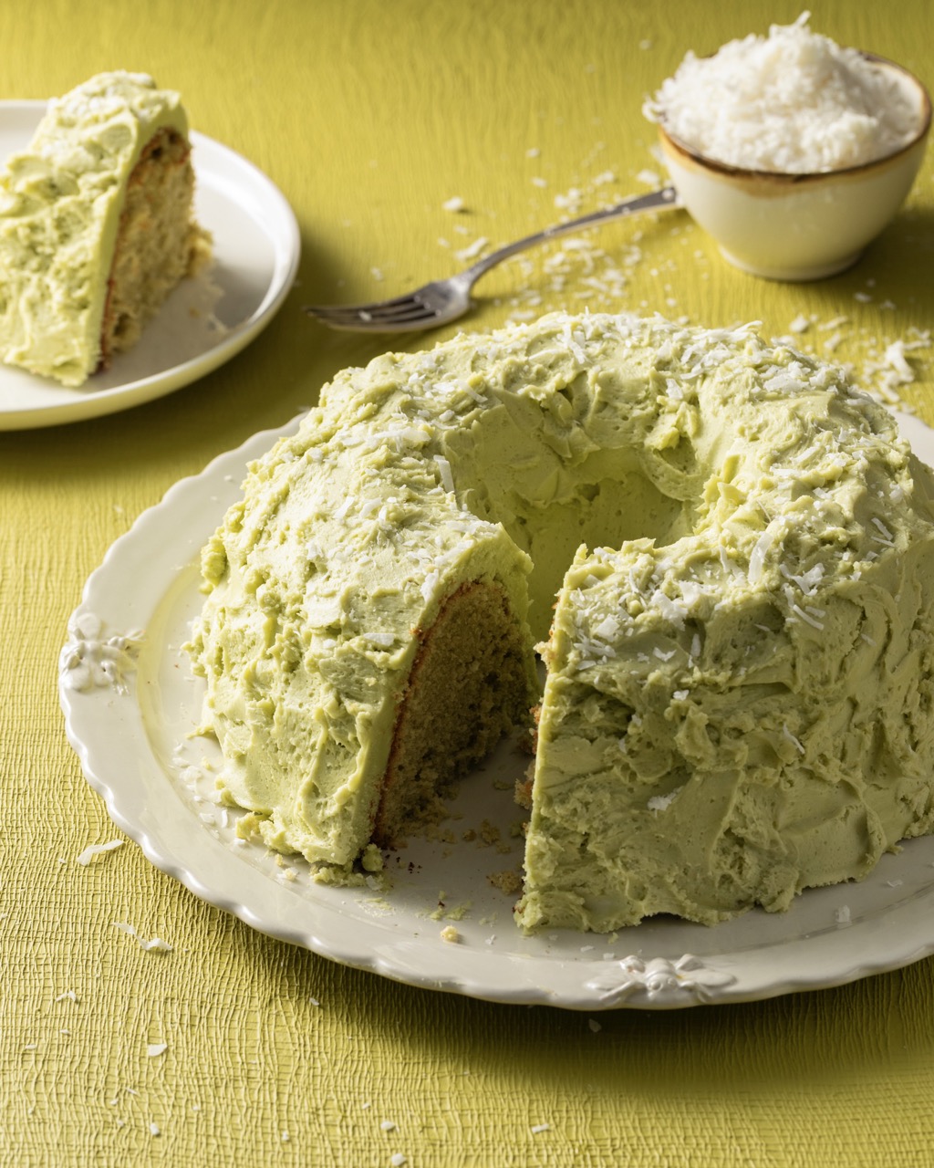 Coconut Matcha Chiffon Cake with Matcha Buttercream - Table Magazine